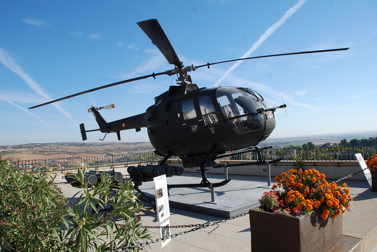 Army Museum - CREACIÓN DE LA ESCUELA DE HELICÓPTEROS